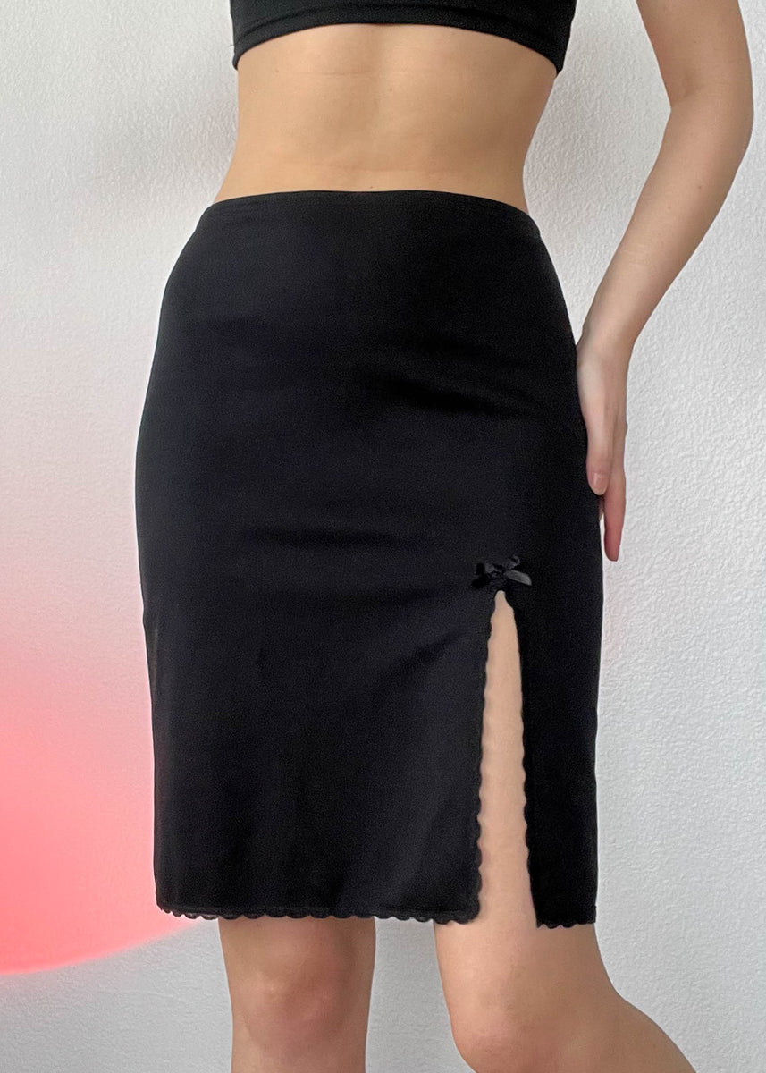 Sia 90's Midi Skirt (S) – Retro and Groovy