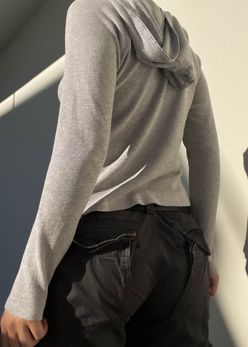 Y2k Gray Hoodie Top (S) – Retro and Groovy